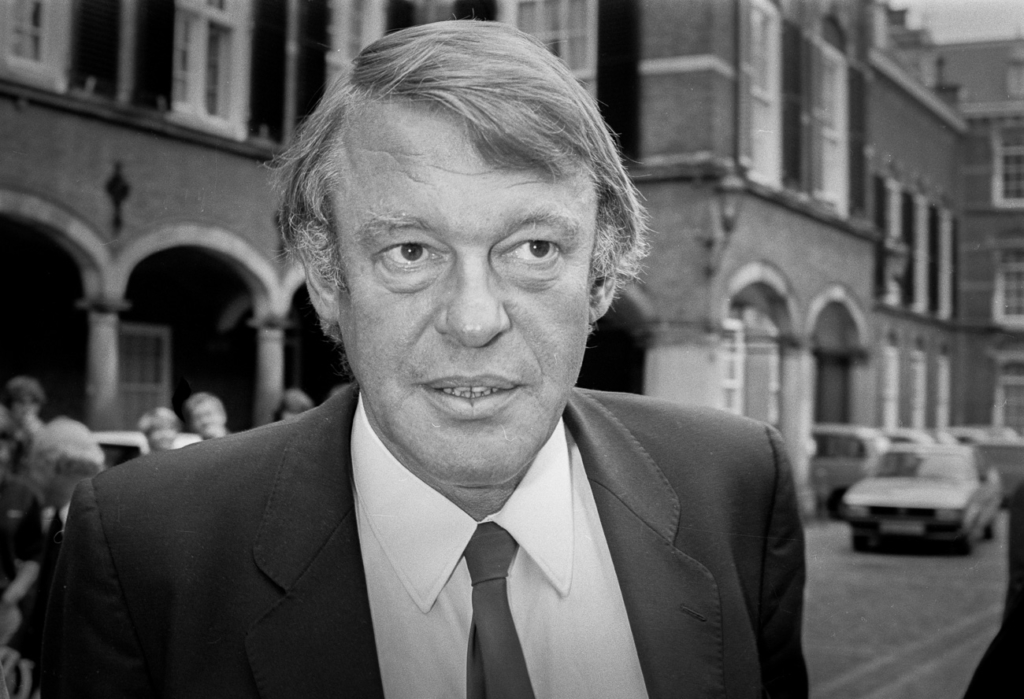 Biografieën Project: Hans van Mierlo, een wonderbaarlijk politicus – Breukvlakken